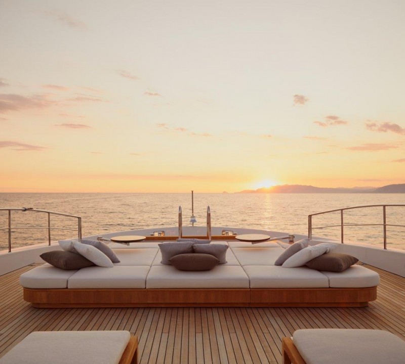 Yacht INK, Benetti | CHARTERWORLD Luxury Superyacht Charters
